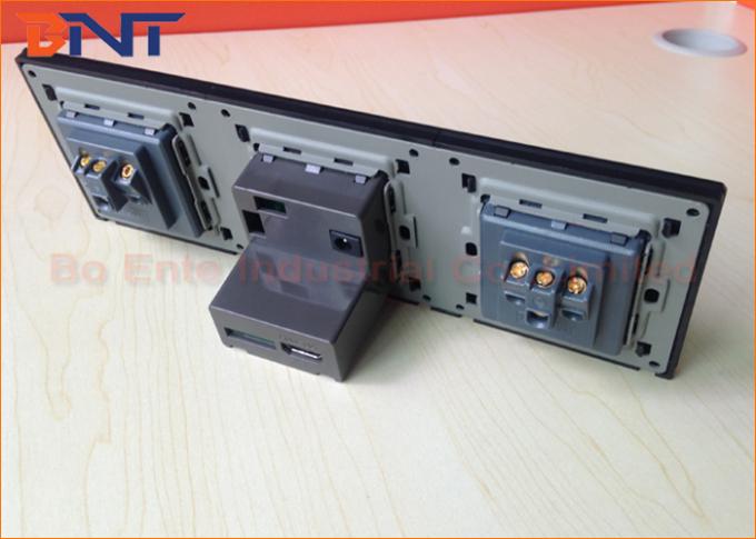 Smart Media Hub With Bluetooth , Multi Function Wall Socket Plates